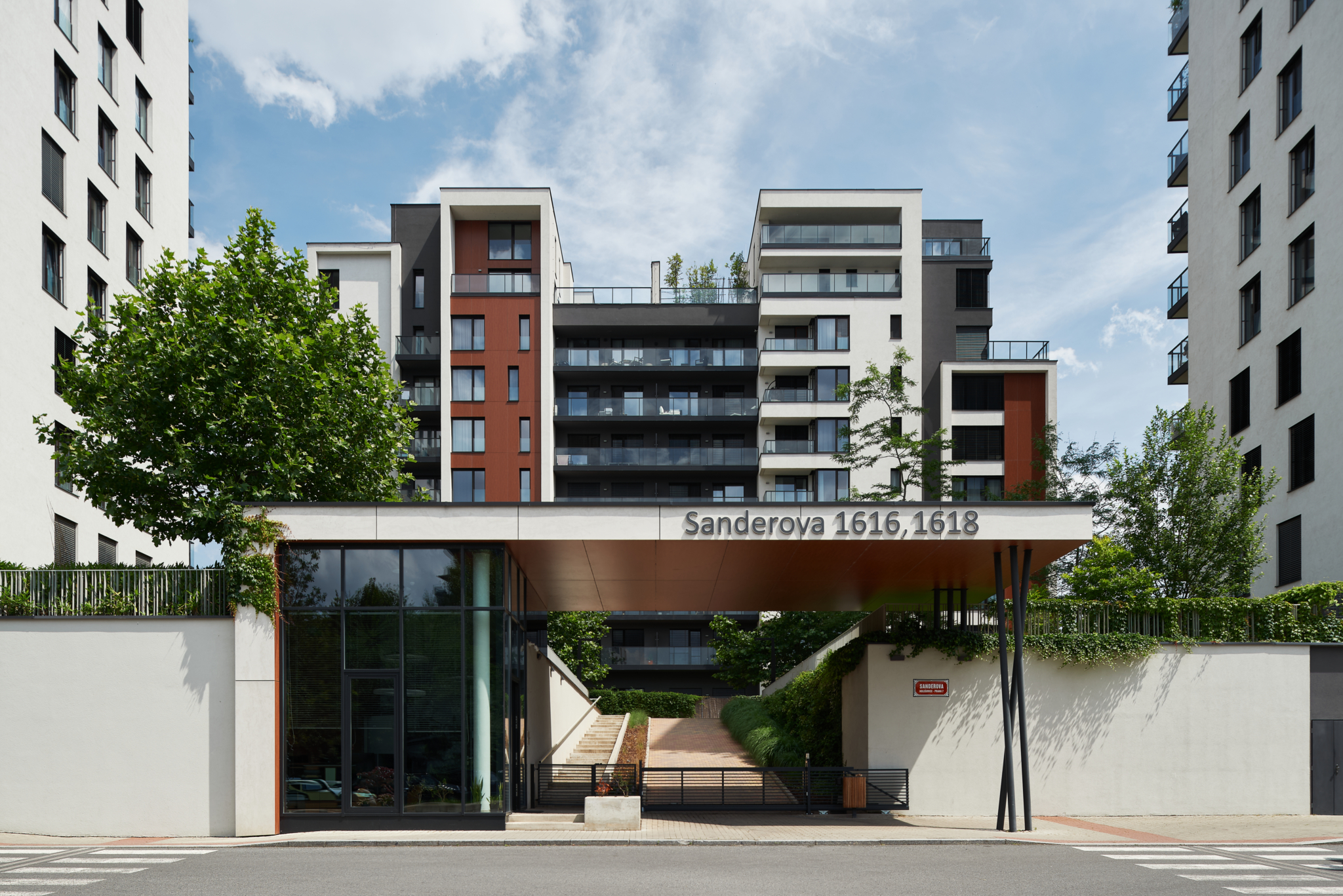 Sky Towers – Daramis